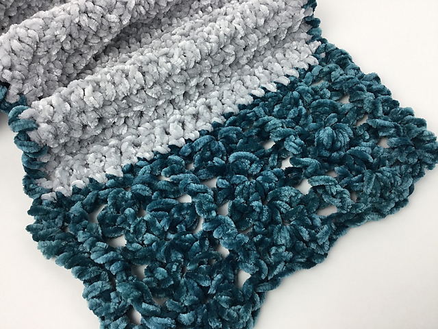 Ravelry: Victorian Velvet Scarf pattern by Mary Beth Temple