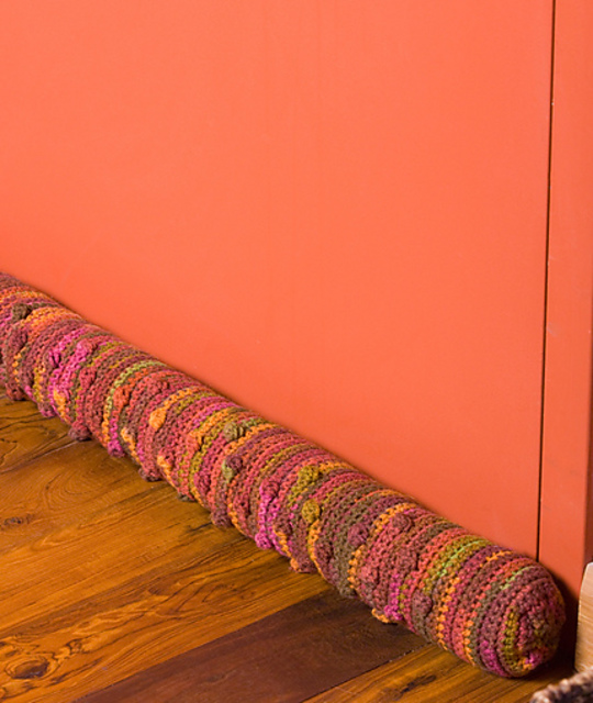 Ravelry: Draft Dodger pattern by Barbara Swanson