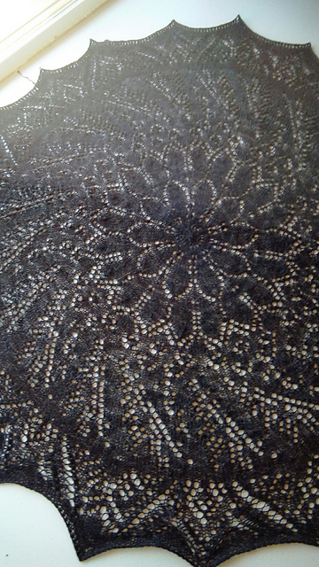 Ravelry: Christmas Rose pattern by MMario