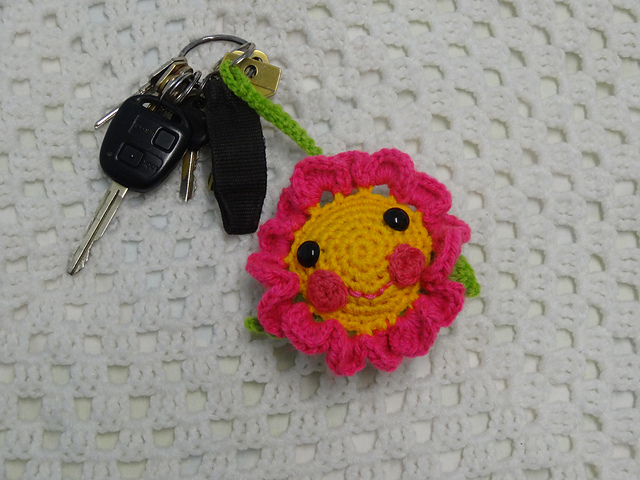 Ravelry: Smiling Flower Keyring/Bag Tag pattern by Michelle Torresan