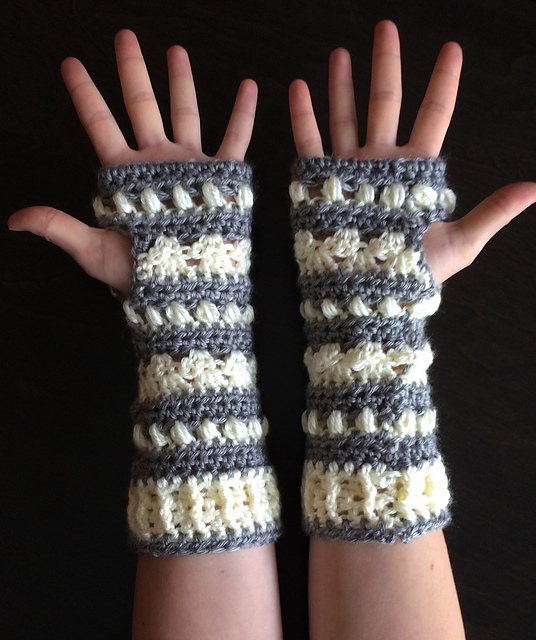 Ravelry: Cabin Nights Fingerless Gloves pattern by Mackenzie Gregg