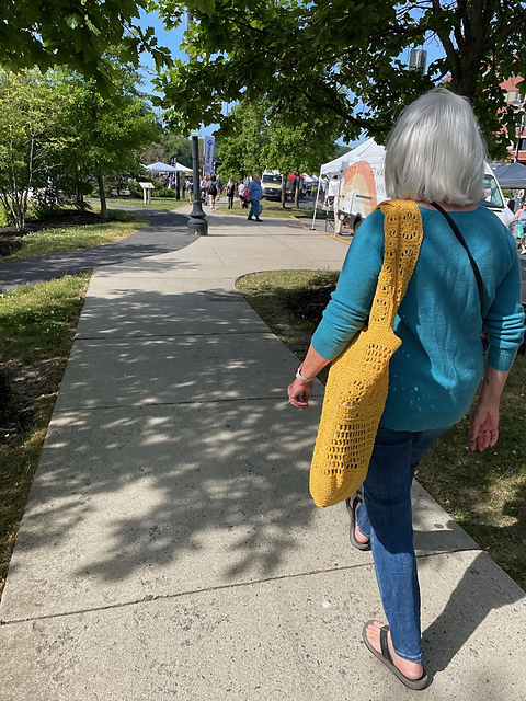 Ravelry: Sunny Day Market Bag pattern by Debbie Field