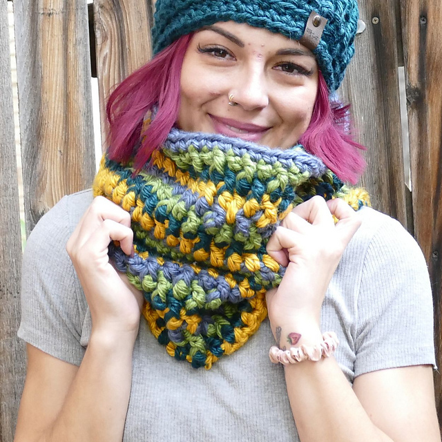 Ravelry: Grice Mountain Cowl pattern by Pam Grice