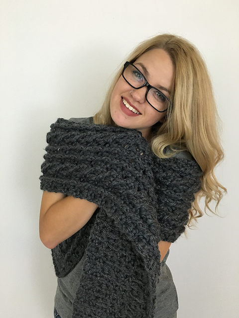 Ravelry: Aradara Oversized Scarf pattern by Pam Grice