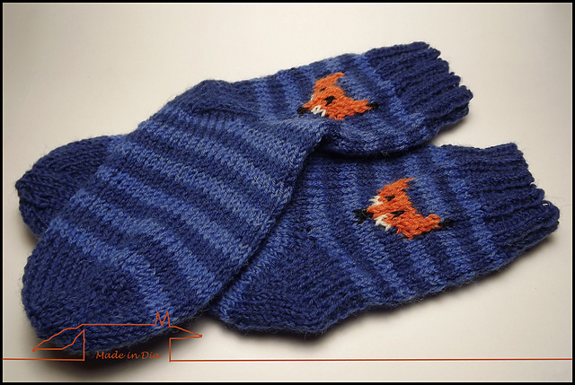 Ravelry: Fox kids socks pattern by Diána Tamási
