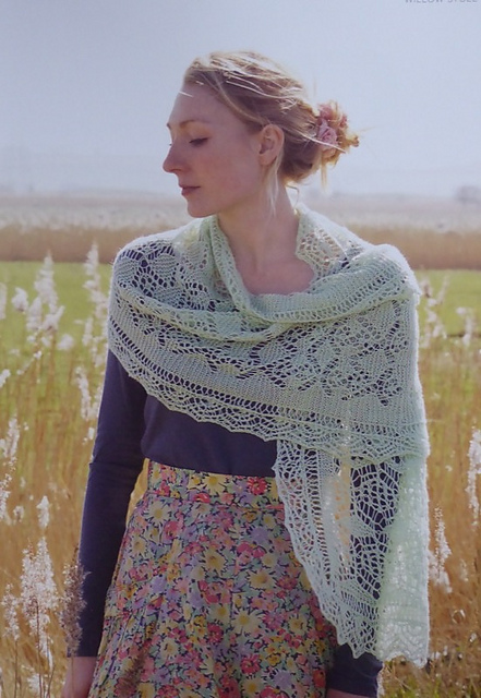 Ravelry: Traditional Stole pattern by Elizabeth Lovick