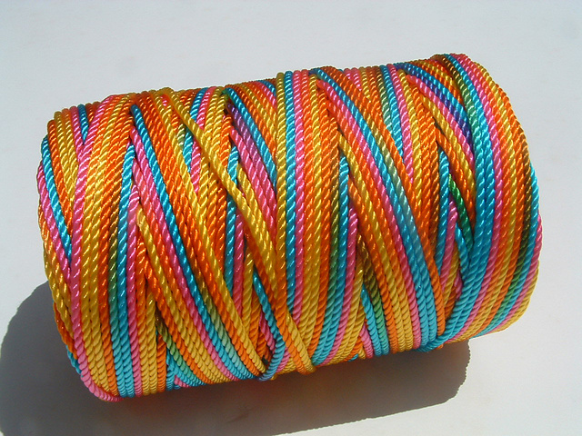 Ravelry: Omega Hilo Nylon No. 24 (La Espiga)