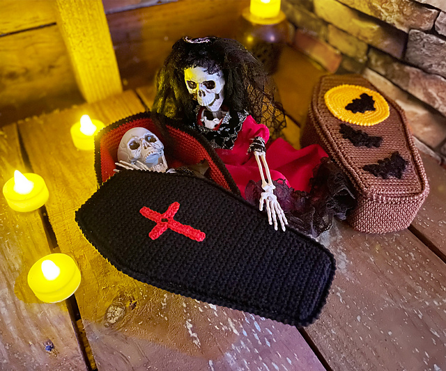 Ravelry: Dracula Coffin Bed pattern by Anzelika Liusinska