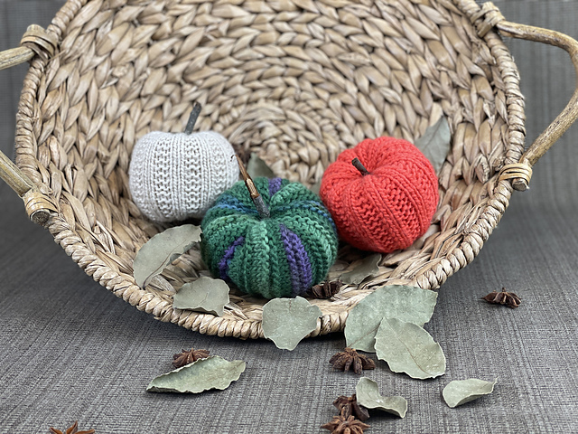 Ravelry: Fall Harvest pattern by Makers' Mercantile