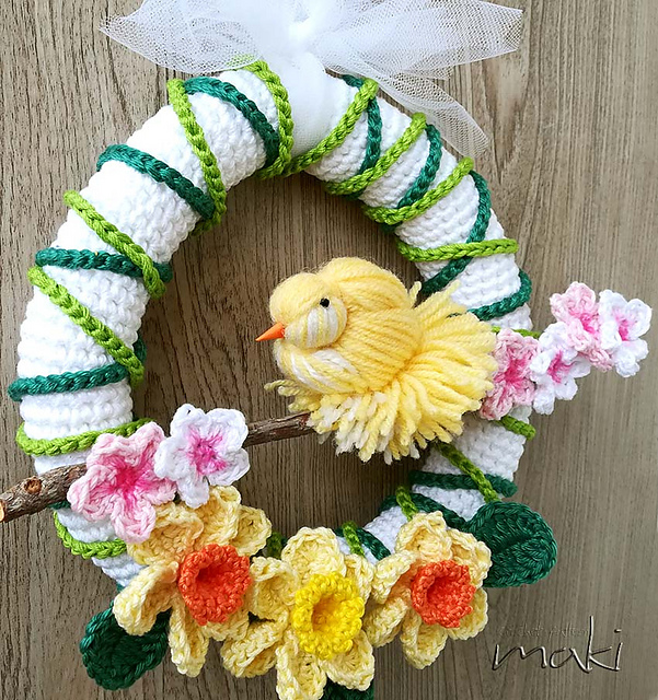 Ravelry: Spring Easter wreath pattern by CraftyLady