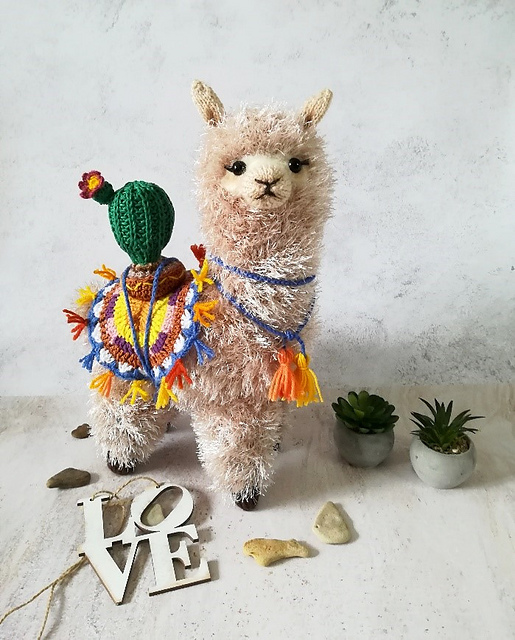 Ravelry: Knitted llama alpaca pattern by Olga Chepizhnaya