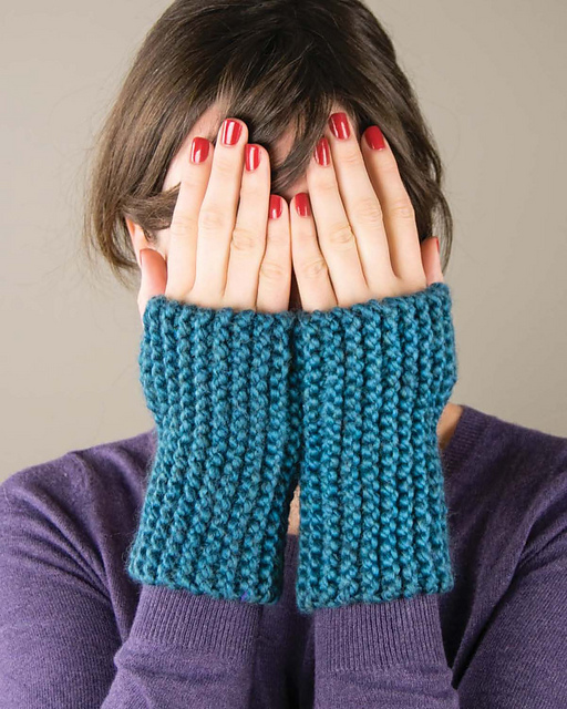 Ravelry: Garter Stitch Mitts pattern by Stephanie White