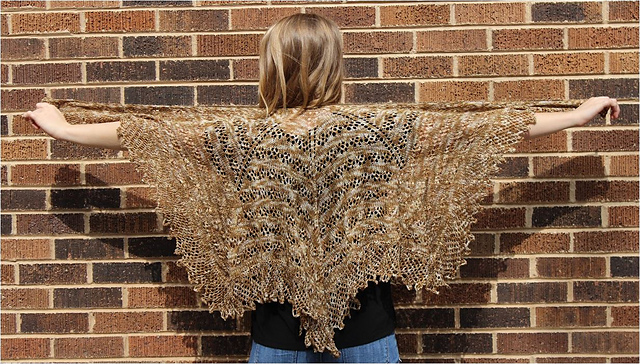 Ravelry: Market Square Shawl pattern by Sheryl Thies