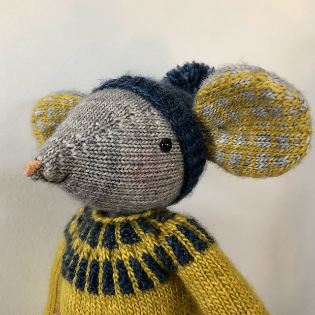 Ravelry: Bailey Mouse pattern by Manon Lemaire