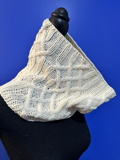 Ravelry: Celtic Cowl pattern by Marci Marra