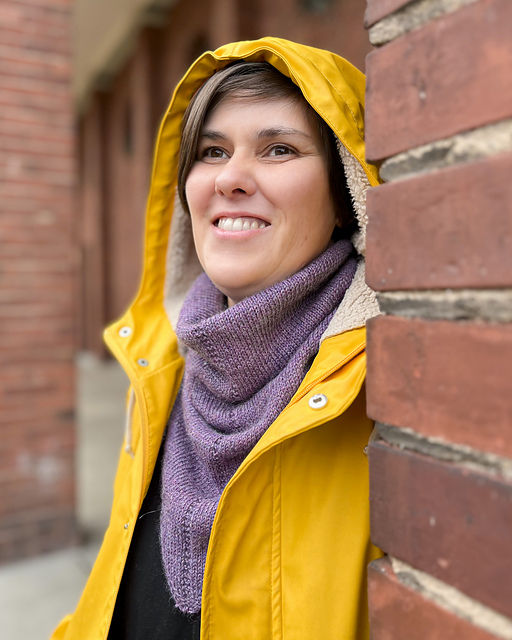 Ravelry: Eve & Adam Bandana Cowl pattern by Maren Odenthal