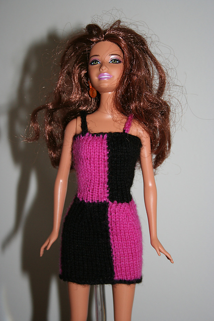 Ravelry: Mod Colorblock Dress for Barbie pattern by Maria Arizzi
