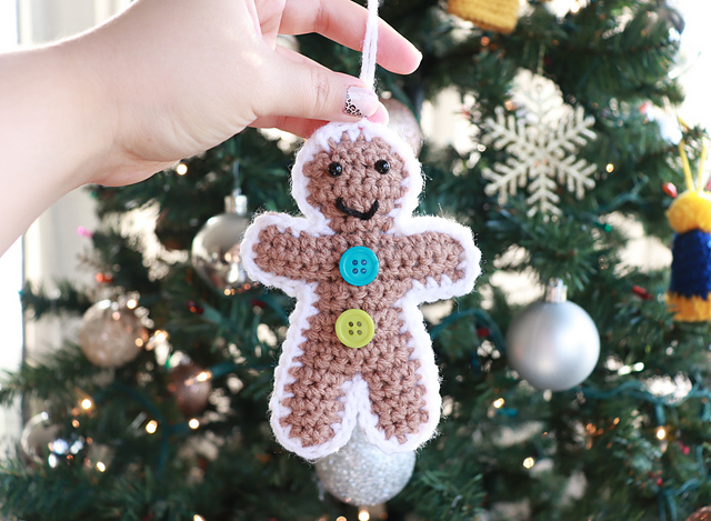 Ravelry: Gingerbread Ornament pattern by Maria's Blue Crayon