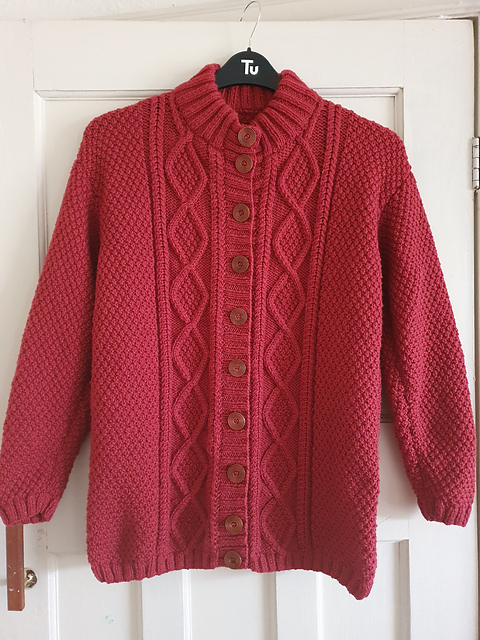 Ravelry: Women's and Men's Cardigans 8101 pattern by Hayfield