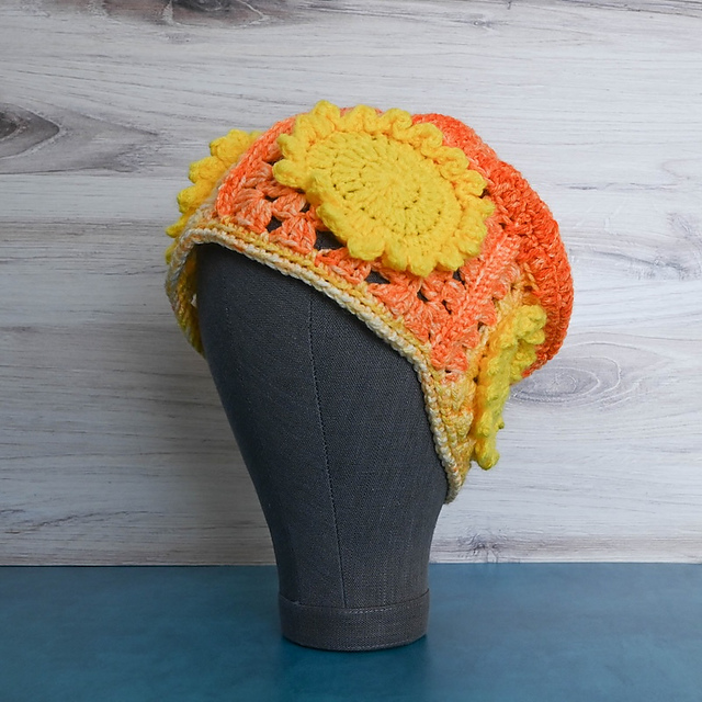 Ravelry: Sunshine Squares Hat pattern by Marie Segares