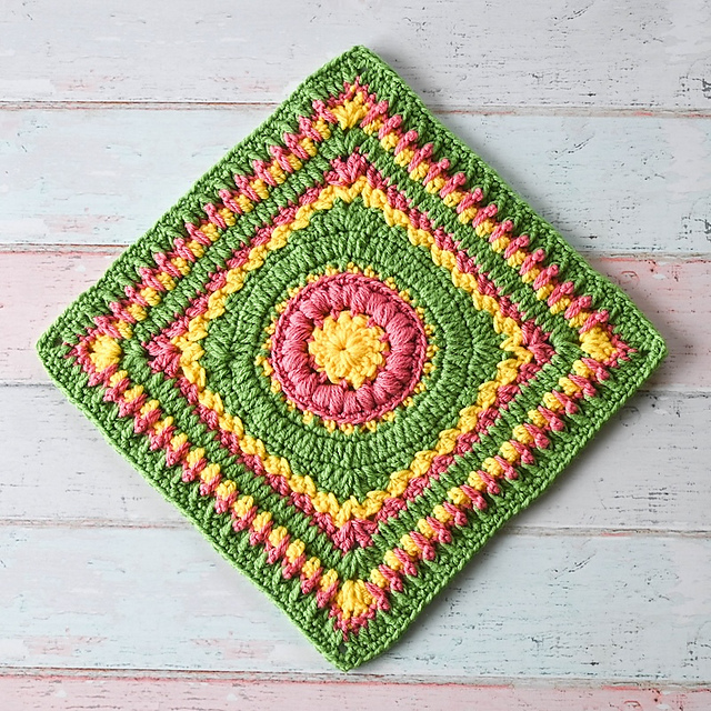 Ravelry: Amalia Granny Square pattern by Marie Segares