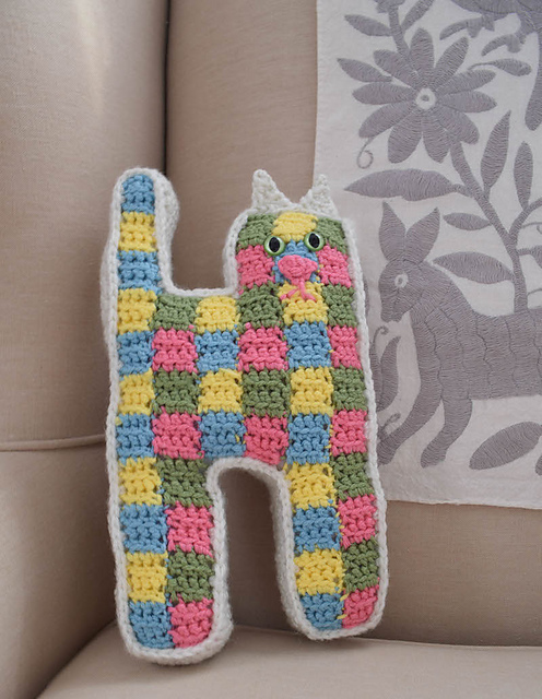 Ravelry: Patchwork Cat pattern by Marie Segares