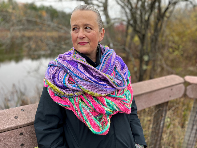 Ravelry: Positively Diva pattern by MarinJaKnits