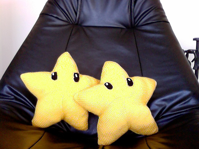 Ravelry: Super Mario Invincibility Star pattern by Rachel Murray