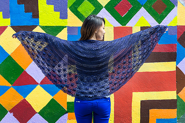 Ravelry: Sixpence pattern by Kristen Rengren