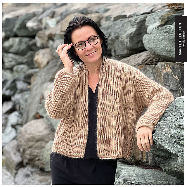 Ravelry: Luksus Jakke pattern by Marte Helgetun