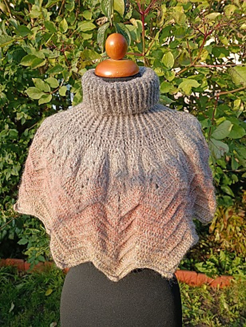 Ravelry: Winterling pattern by Martina Mayer