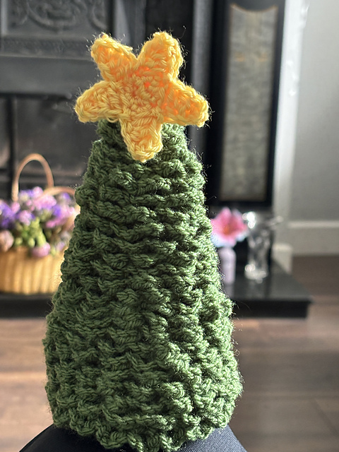 Ravelry: Christmas Tree with Ruffles pattern by marycrowleydesign