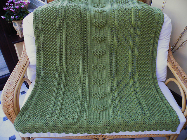 Ravelry: Maryfairy's Aran Hearts Throw for Ann