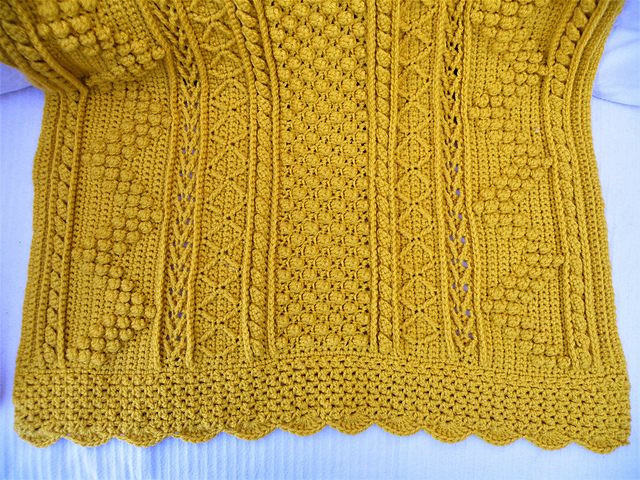 Ravelry: Maryfairy's Aran Bed Runner for Lorna