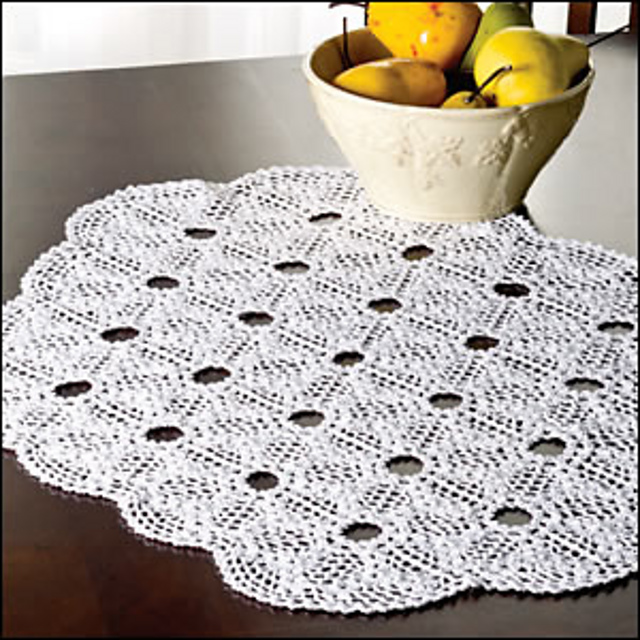 Ravelry: Triangle Doily pattern by Agnes Russell