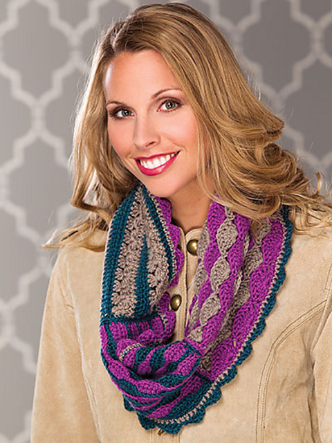 Ravelry: Modern Cowl pattern by Lily M. Chin