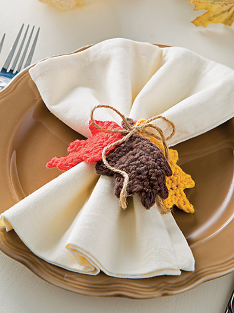 Ravelry: Autumn Leaves Tie-On pattern by Kenneth Cormier