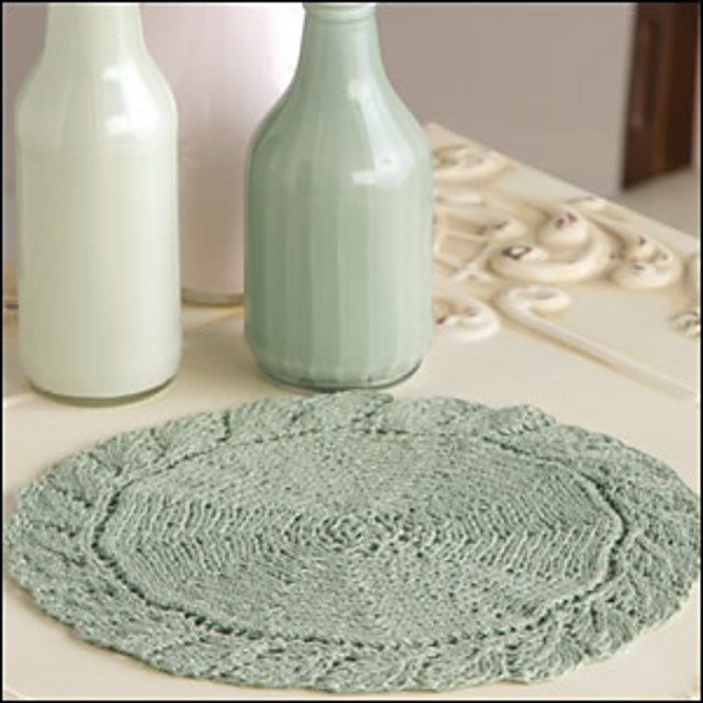 Ravelry: Heirloom Table Mat pattern by Jean Clement