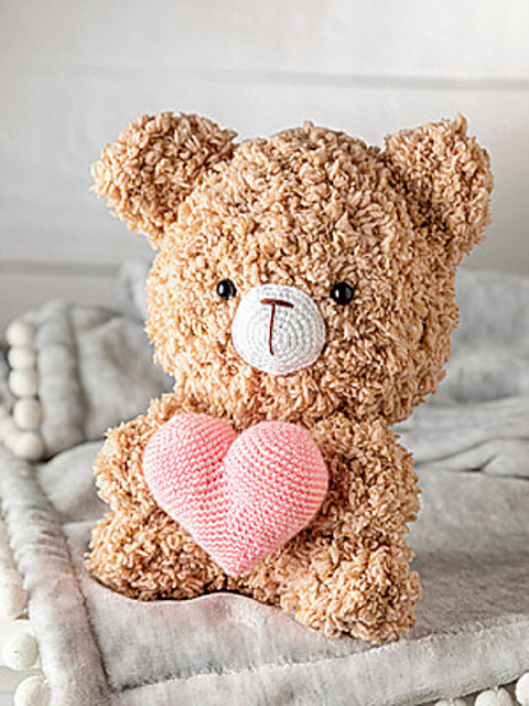 Ravelry: Souffle the Fleece Teddy pattern by Julia Chiang