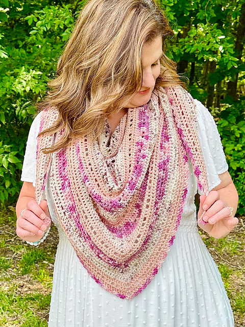 Ravelry: Evening Primrose Shawl pattern by Kristi Garris