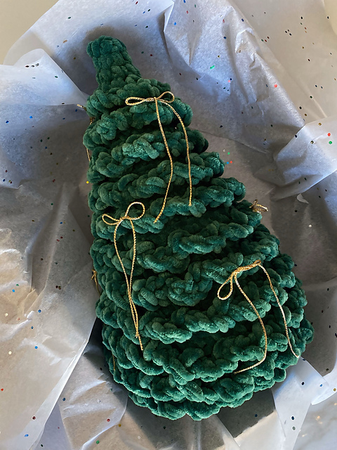 Ravelry: Soft Christmas Tree pattern by Luba Andrushchenko