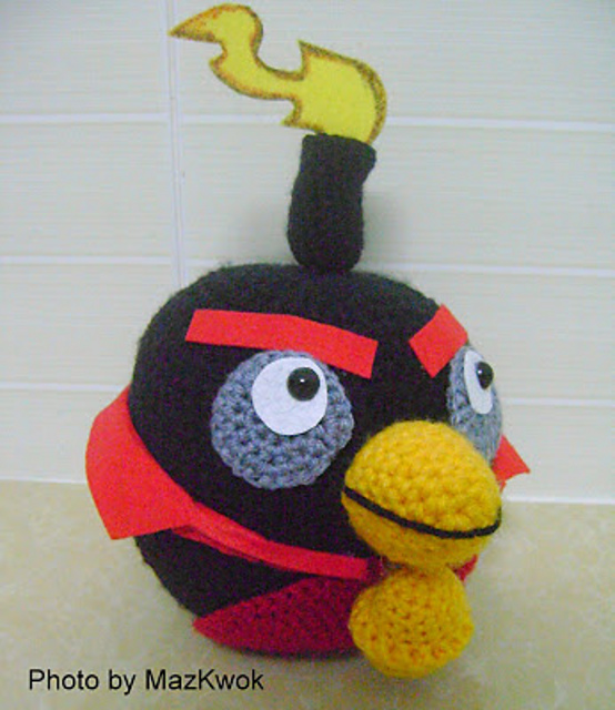 Ravelry: Amigurumi: Angry bird space - Fire bomb bird pattern by Maz Kwok