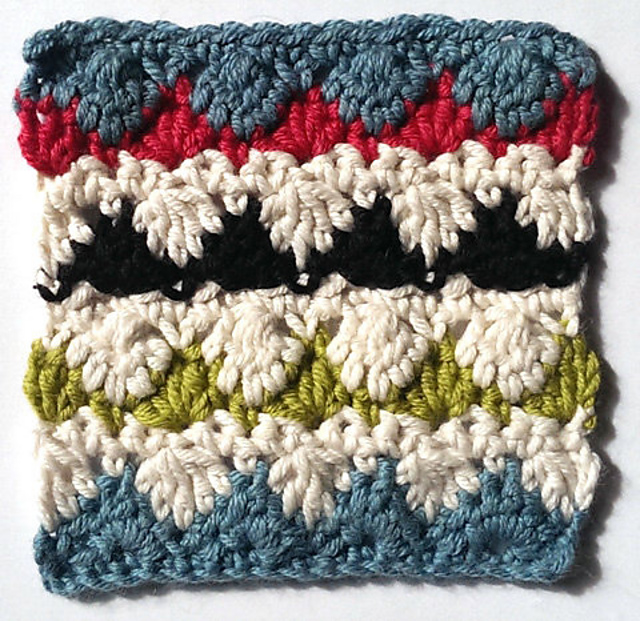 Ravelry: Triangle Fan Square pattern by Carol Meldrum