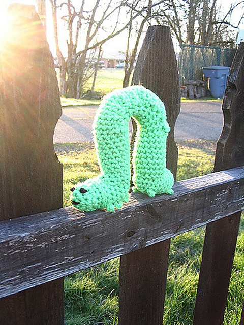 Ravelry: Amigurumi Inchworm pattern by Megan Granholm