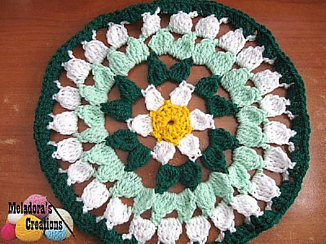 Ravelry: Spring Flower Doily pattern by Meladoras Creations