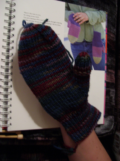 Ravelry: Mittens pattern by Ros Badger