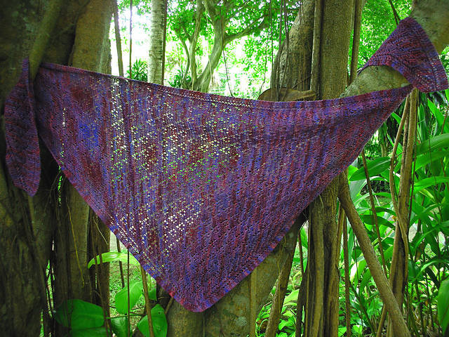 Ravelry: Endora pattern by Melissa Leapman