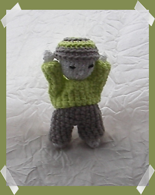Ravelry: Baby Tommy en ville pattern by Melle Athenais