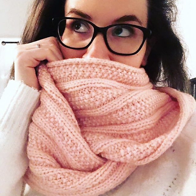 Ravelry: Pascale pattern by MellyDeBellegarde