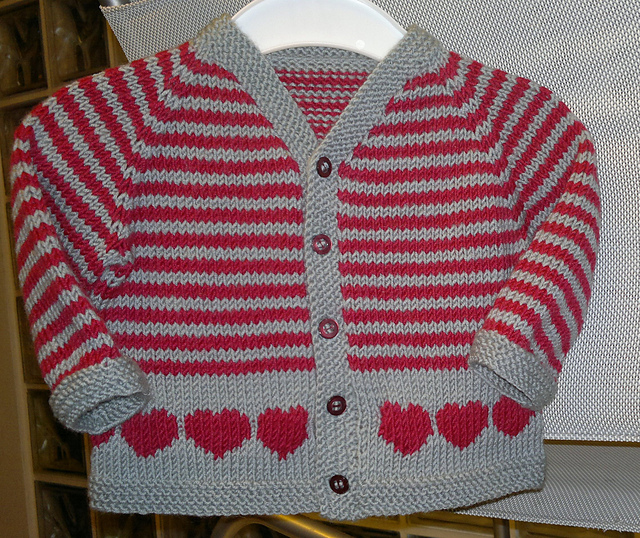 Ravelry: Red Hearts pattern by Filomena Lanzara